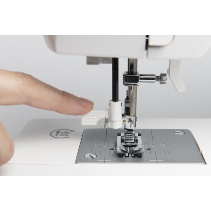 Singer Haute Couture Haute Couture Limited Edition Sewing Machine ...