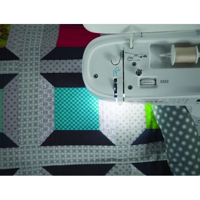 Singer Featherweight C240 Electronic Sewing Machine